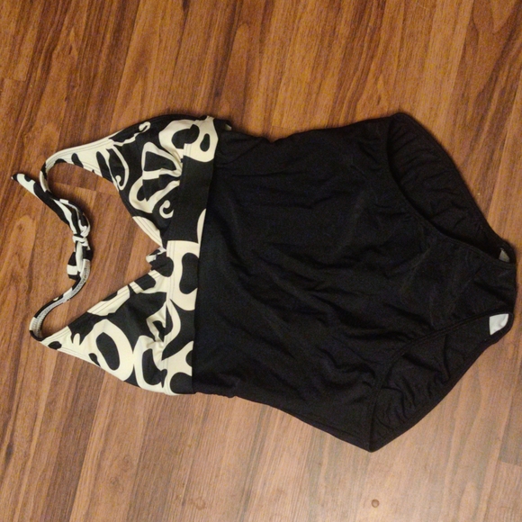 VENUS | Swim | Venus One Piece Bathing Suit | Poshmark